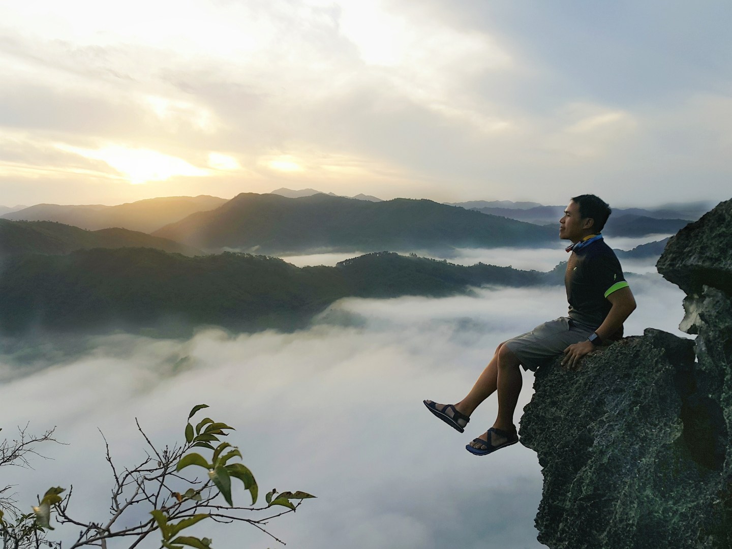 EXPLORING MT. BINICAYAN AND MT. PAMITINAN! – K.O. the Explorer