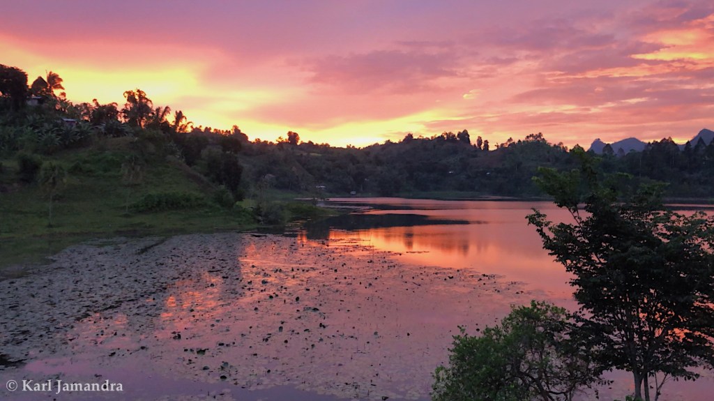 Exploring LAKE SEBU: Home of the Dream Weavers – K.O. the Explorer
